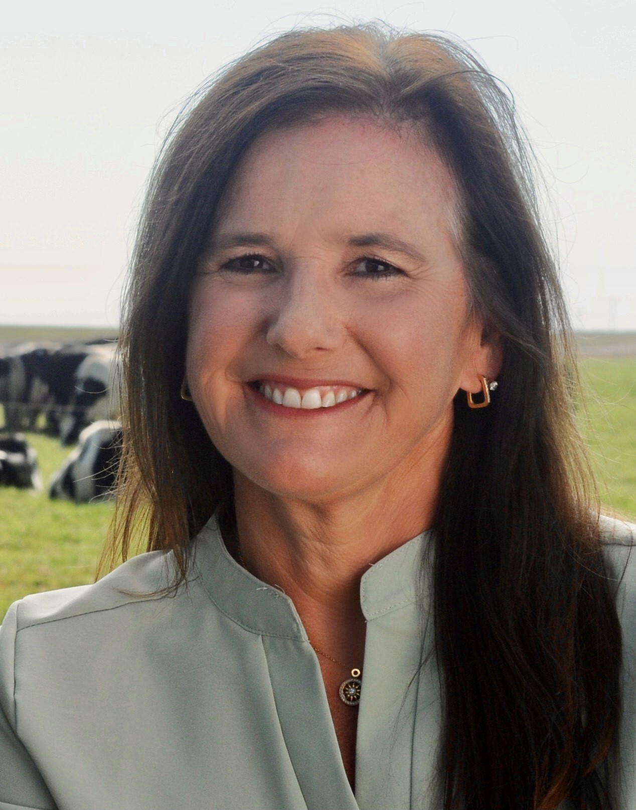 Cheri Headshot - Natural Prairie Dairy
